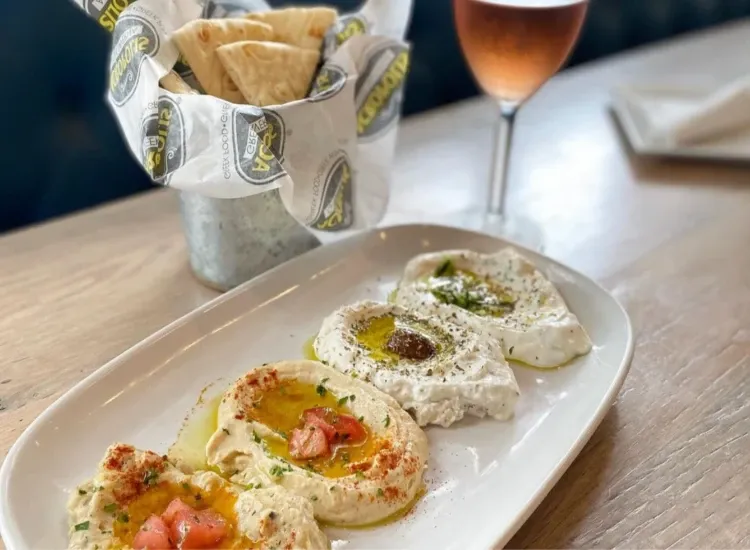 Acropolis Greek Taverna Expanding to Orlando and Offering More Franchises