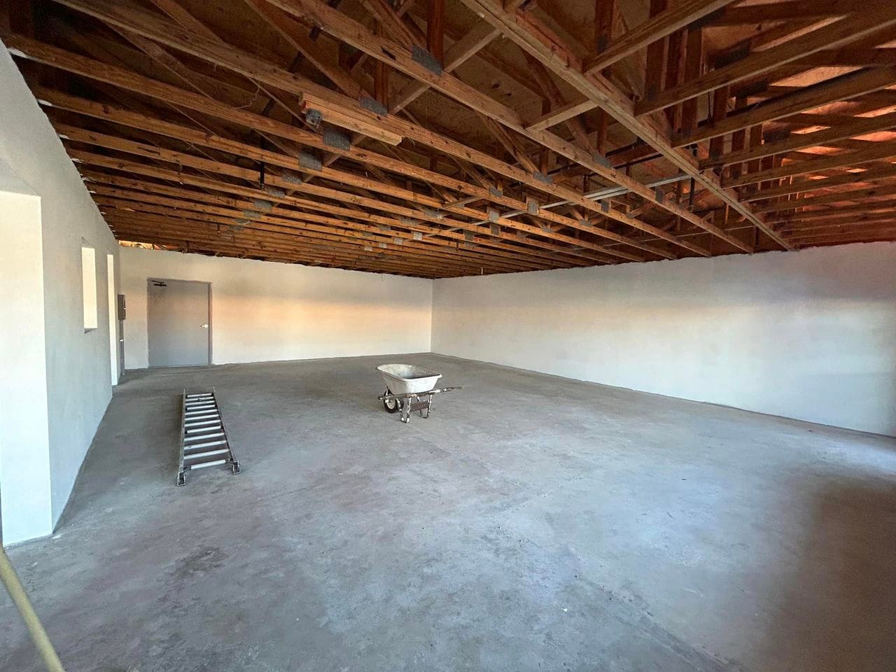 The Island's Pancake House Reopening After Hurricane Ian Destruction